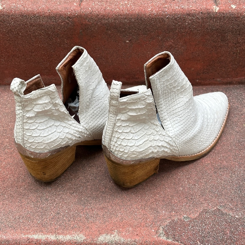 Jeffrey Campbell White Snake Boots - Gem